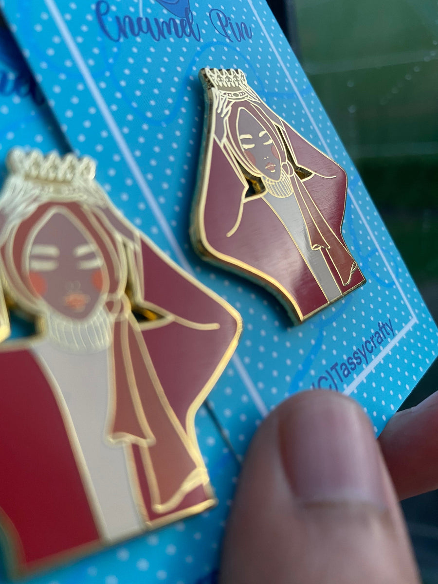Enamel Pin- ‘The Queen’- SOLD AS SECONDS- Muslim Girls- Hijabis ...